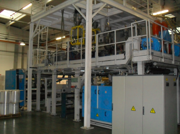 Cast Film Extrusion Lines: 3 layers Adtech Provera Cast Line